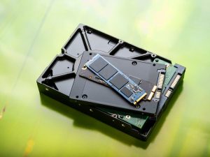 SSDのデータをバックアップする方法6選｜失いたくない情報の保存先は？｜データ復旧のLIVEDATA